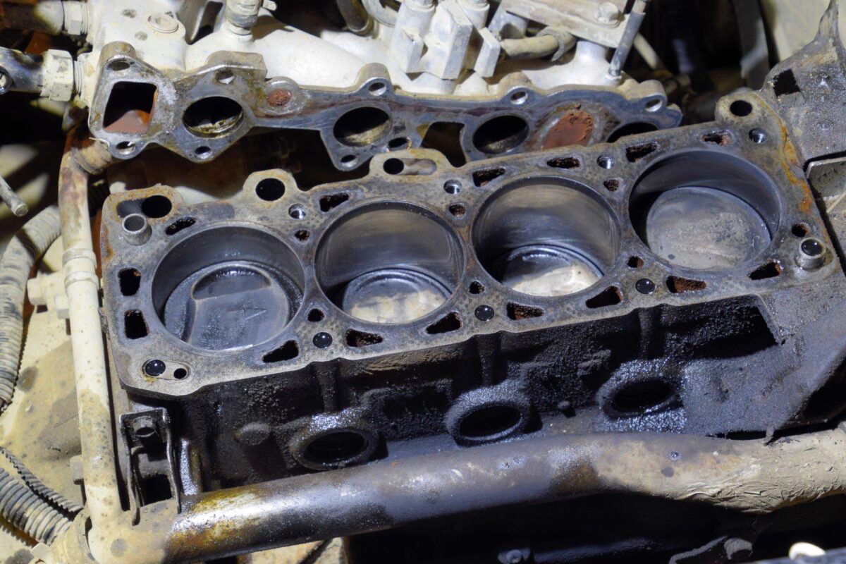 How to Unseize an Engine: Causes and Procedures to Fix